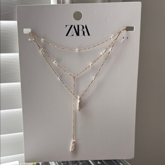 Zara | Jewelry | Zara Elegant Gold And Cream Necklace | Poshmark